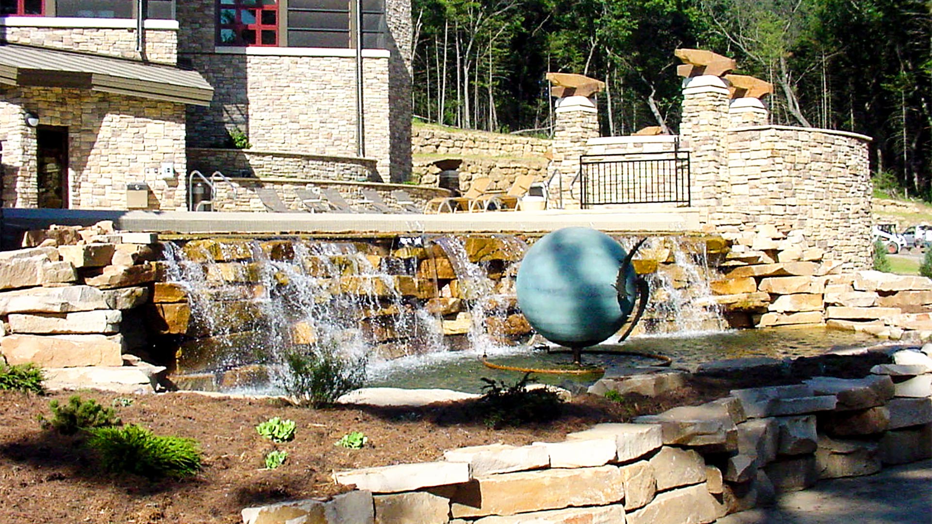 Sundara Inn & Spa - Aquatic Design - Ramaker and Associates